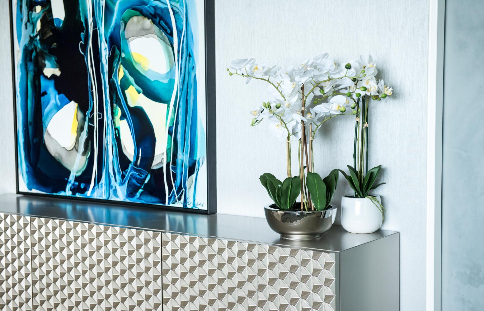 Manly Beachside Apartment - Let's See Design