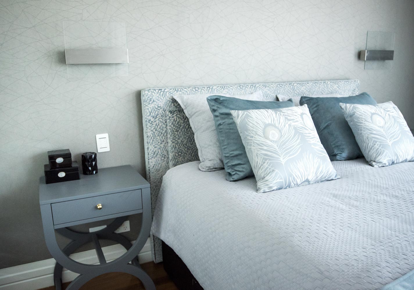 Manly Beachside Apartment - Let's See Design